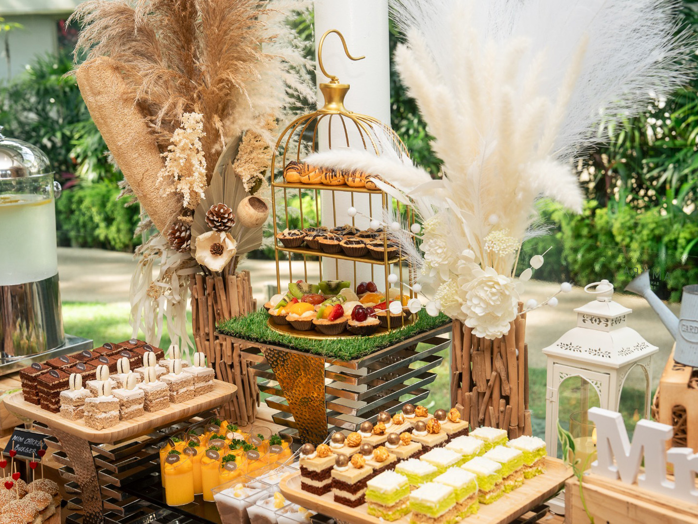 Halal-Certified Catering Company Singapore | Ecreative Catering